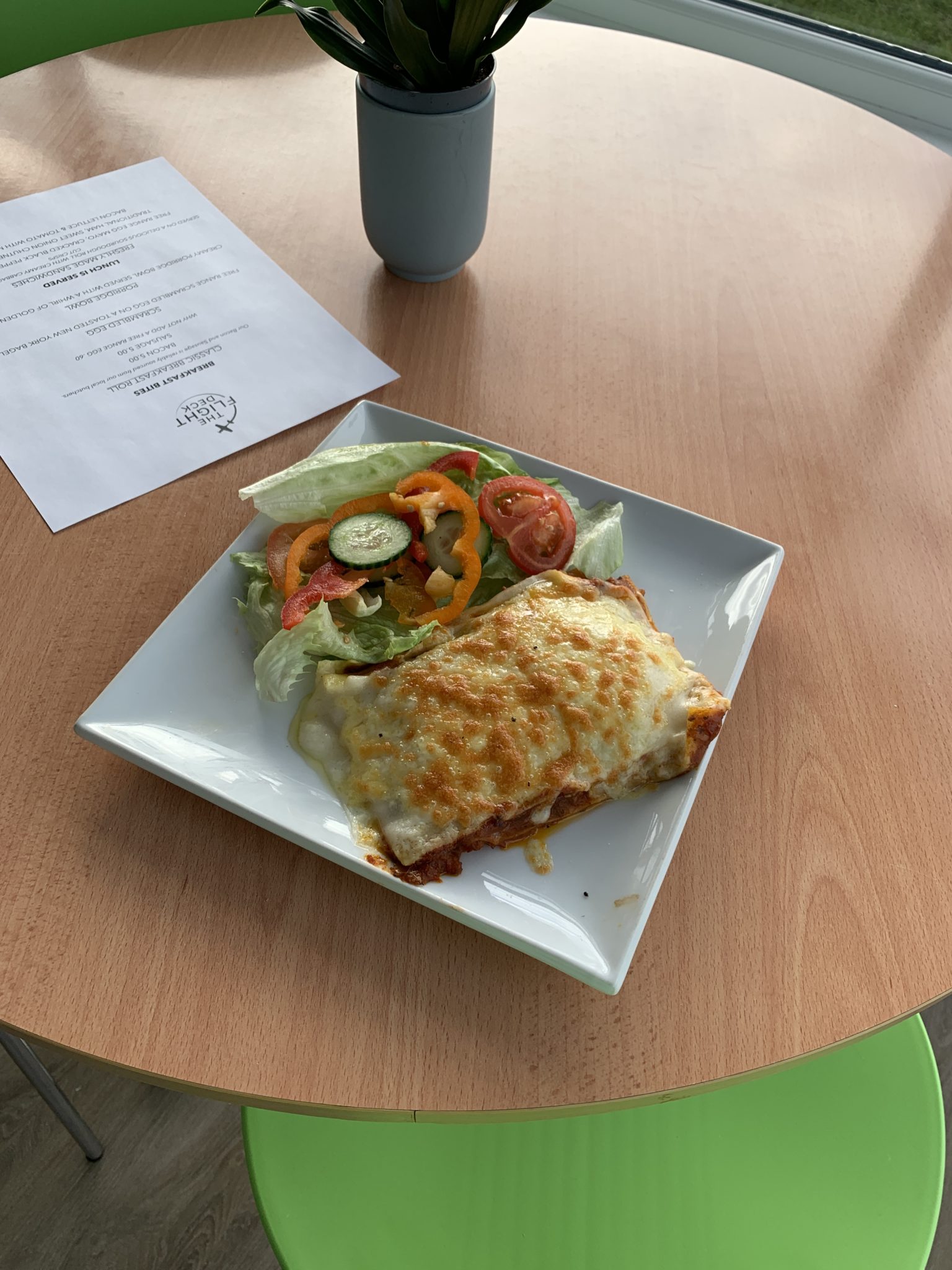 Flight Deck Cafe - Tatenhill Aviation